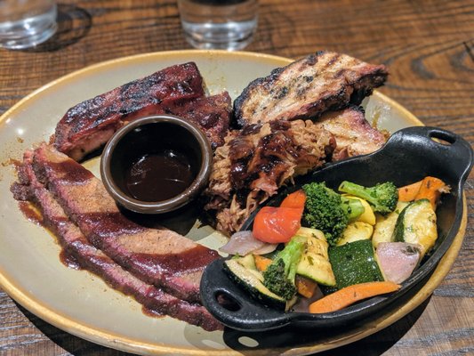 Q39 MIDTOWN - 3958 Photos & 5286 Reviews - 1000 W 39th St, Kansas City ...