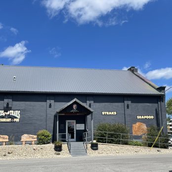 FOXES TRAIL - 123 Photos & 93 Reviews - 305 S Main St, Kokomo, Indiana ...