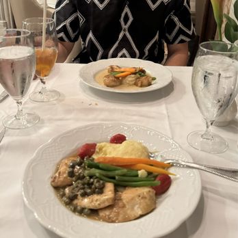 MORRISON-CLARK HISTORIC INN & RESTAURANT - Updated December 2025 - 139 ...