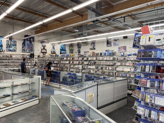 GAME DUDE - 93 Photos & 320 Reviews - 12104 Sherman Way, North ...