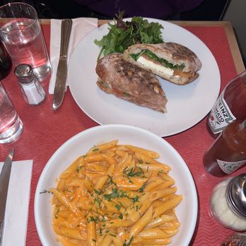 FIAT CAFE - Updated December 2024 - 665 Photos & 720 Reviews - 203 Mott ...