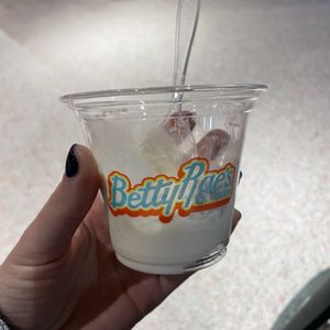 BETTY RAE’S - Updated August 2025 - 21 Photos & 17 Reviews - 5740 ...