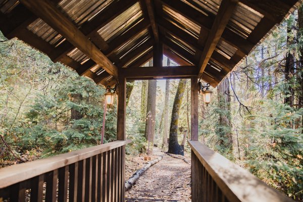 THE LODGE AT TWO MOONS - 16 Photos - 52770 Rd 632, Oakhurst, California ...