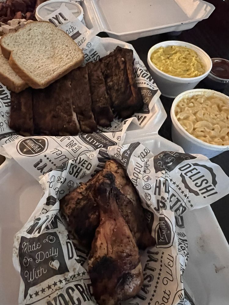 J JUNIOR’S BBQ - Updated January 2026 - 21 Photos & 14 Reviews - 1112 ...