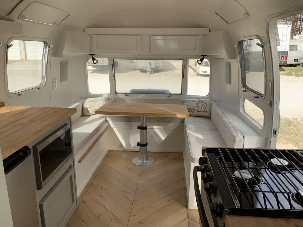 MOTIVATED RV - Updated December 2025 - 199 Photos & 27 Reviews - Austin ...