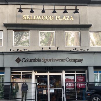 COLUMBIA FACTORY STORE - Updated November 2025 - 110 Photos & 71 ...