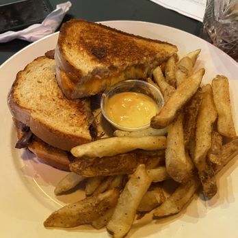 BROADWAY GRILLE + UNDERGROUND - Updated March 2025 - 283 Photos & 360 ...