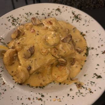 QUIGLEY’S PINT AND PLATE - Updated May 2026 - 287 Photos & 480 Reviews ...