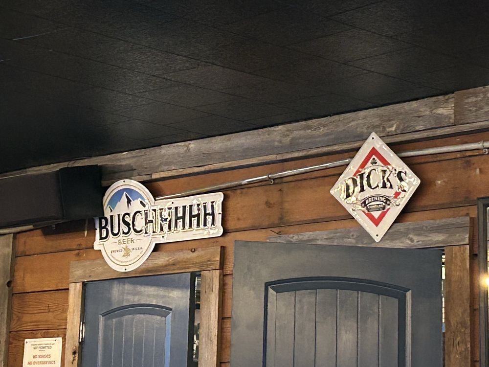 PINE TREE BAR & GRILL - Updated September 2025 - 35 Photos & 39 Reviews ...