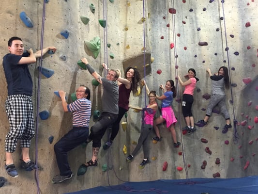 MENTORA COLLEGE - Updated August 2024 - 44 Photos - 1510 H St NW ...