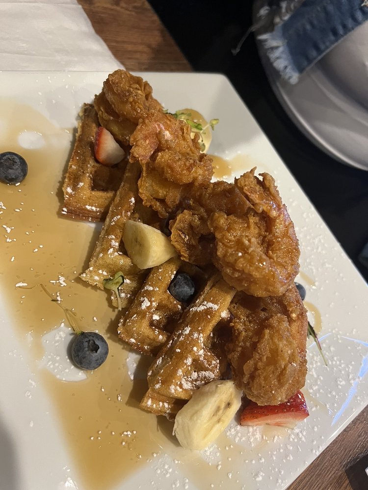 12.SIX LOUNGE - Updated October 2025 - 46 Photos & 32 Reviews - 253-06 ...