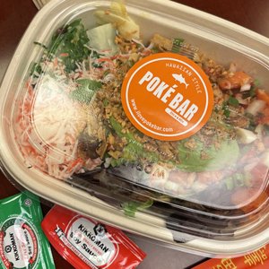 POKÉ BAR - 128 Photos & 105 Reviews - Poke - 1333 Broadway, New York ...