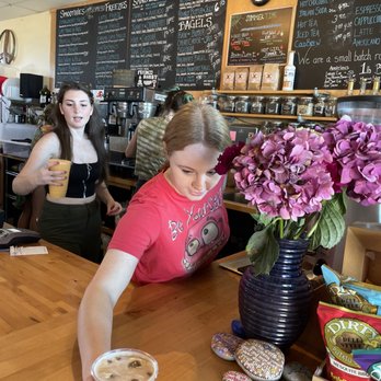 JAVA JUNCTION - Updated March 2025 - 69 Photos & 63 Reviews - 2222 E ...