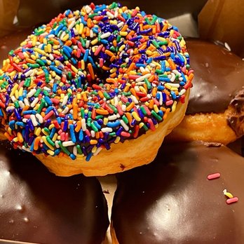 THE DONUT FACTORY - Updated May 2025 - 45 Photos & 44 Reviews - 7 ...