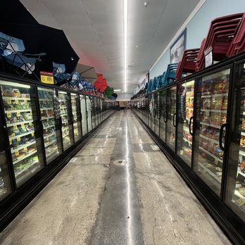 VONS - Updated October 2025 - 191 Photos & 143 Reviews - 5949 E Spring ...