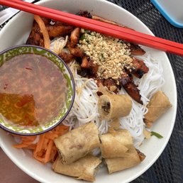 PHO HONG - 349 Photos & 505 Reviews - 325 N Winooski Ave, Burlington ...