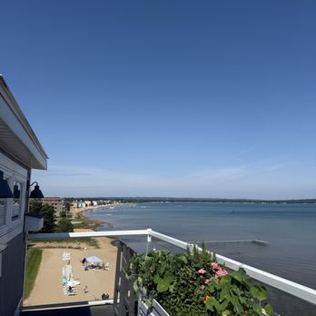 BLUSH ROOFTOP TERRACE - ALEXANDRA INN - Updated September 2025 - 29 ...