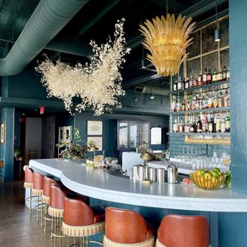 STARLITE - Updated April 2025 - 300 Photos & 103 Reviews - 450 Powell ...