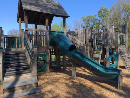 Paddock Park, Hillcrest Avenue, Havertown, PA, Parks - MapQuest