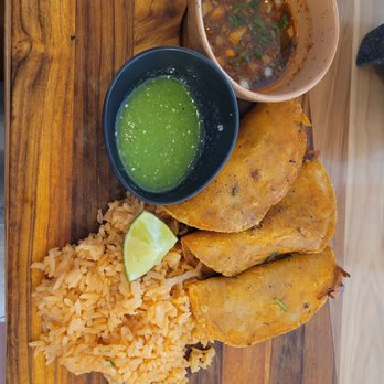 AGAVE AZUL COCINA MEXICANA - GATEWAY - Updated July 2024 - 299 Photos ...