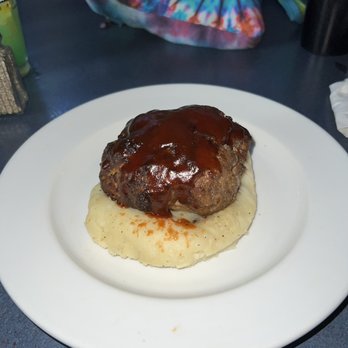 BLACKBEARD’S TRIPLE PLAY RESTAURANT AND BAR - Updated September 2025 ...