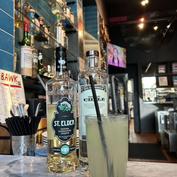 BAWK! BY URBAN ROOTS - Updated June 2025 - 830 Photos & 414 Reviews ...