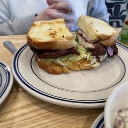 MAVEN’S DELICATESSEN - Updated October 2025 - 283 Photos & 339 Reviews ...