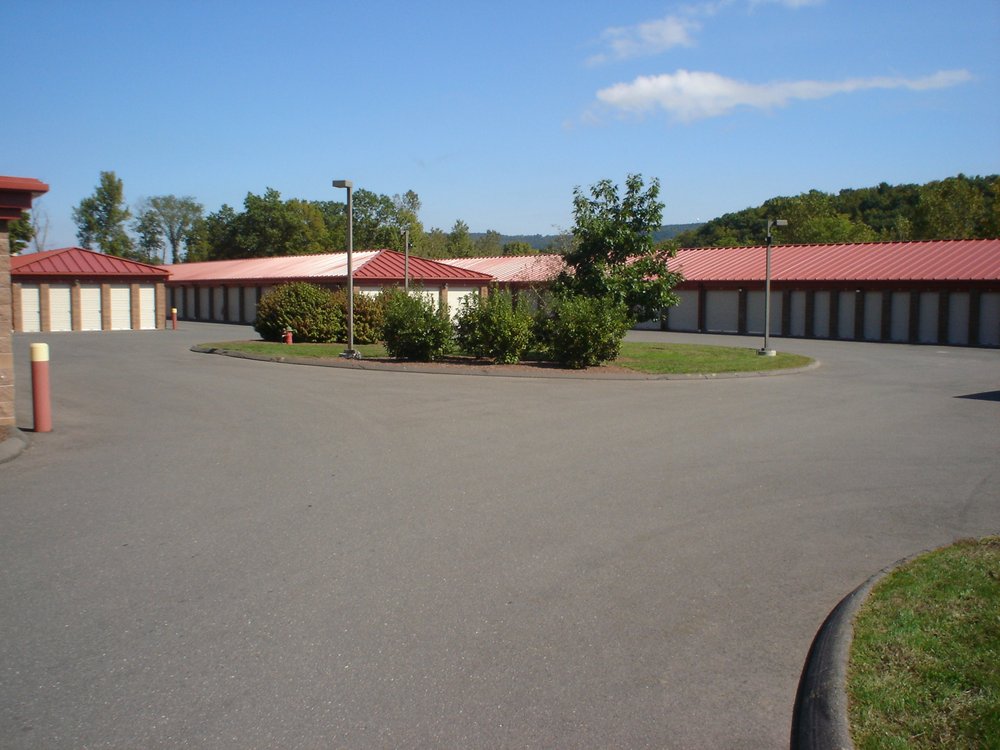AVON SELF STORAGE - Updated August 2024 - 190 Old Farms Rd, Avon ...