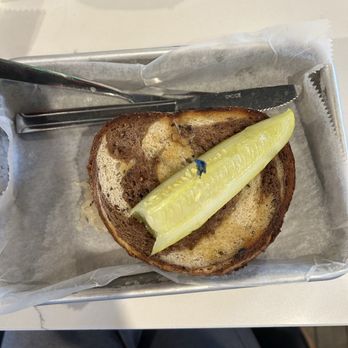 THE TOASTED PICKLE - Updated October 2025 - 101 Photos & 100 Reviews ...