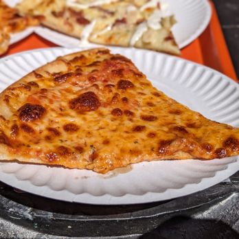 GERACI’S SLICE SHOP - Updated June 2024 - 114 Photos & 53 Reviews - 603 ...