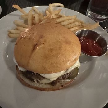 LOST FOX - Updated September 2024 - 80 Photos & 60 Reviews - 213 4th St ...