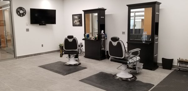 EXECUTIVE BARBER SHOP - Updated January 2026 - 11 Reviews - 100 N ...