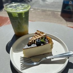 SOLOWAY COFFEE - Updated September 2025 - 179 Photos & 102 Reviews ...