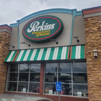 PERKINS RESTAURANT & BAKERY - Updated October 2025 - 31 Photos & 29 ...