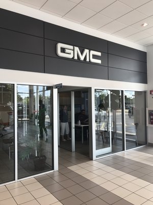 THOMPSON BUICK GMC - Updated October 2025 - 28 Photos & 109 Reviews ...