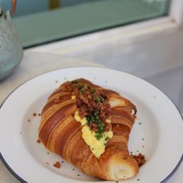 PERENN - RANCHARRAH - Updated October 2025 - 1756 Photos & 711 Reviews ...