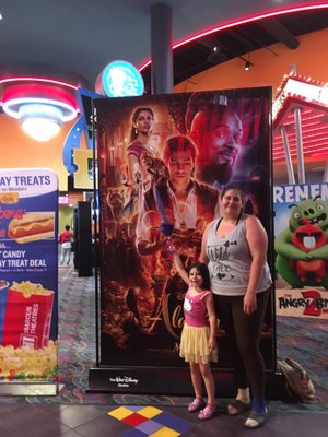 MARCUS ST. CHARLES CINEMA - 89 Photos & 95 Reviews - 1830 S 1st Capitol ...