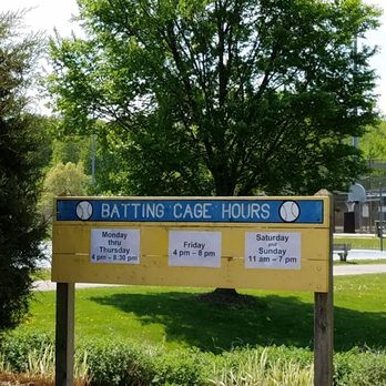 EARL E BORDEN PARK - Updated December 2025 - 40 Photos - 1400 E Hamlin ...