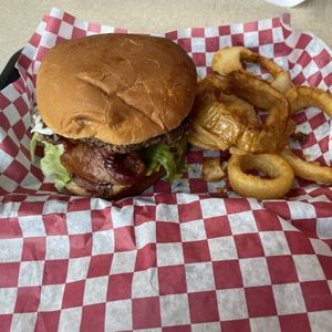 THE BURGER SHACK - Updated August 2025 - 33 Photos & 65 Reviews - 107 S ...