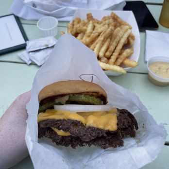 DISCO BURGER - Updated September 2024 - 21 Photos - 319 Delaware St ...