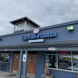 THE FISH PEDDLER - Updated October 2025 - 973 Photos & 852 Reviews ...
