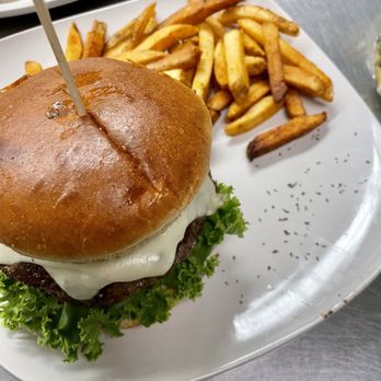 POPPINCORKS BISTRO - Updated August 2024 - 39 Photos & 27 Reviews ...