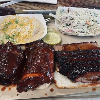 SCOTT’S KITCHEN AND CATERING AT HANGAR 29 - Updated March 2025 - 536 ...