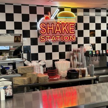 SHAKE STATION - Updated December 2025 - 429 Photos & 522 Reviews - 4219 ...