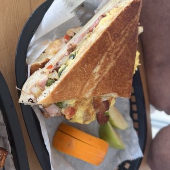 BILIA EATERY & COFFEE - Updated July 2024 - 480 Photos & 299 Reviews ...