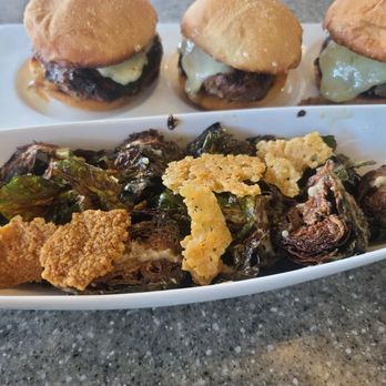 URBAN PRIME - Updated October 2025 - 632 Photos & 318 Reviews - 2435 ...