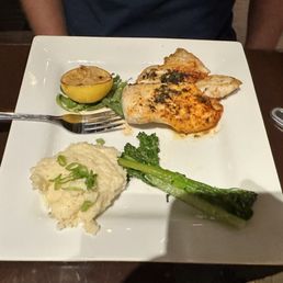 MCRAE’S AMERICAN BISTRO & COCKTAILS - Updated October 2025 - 154 Photos ...