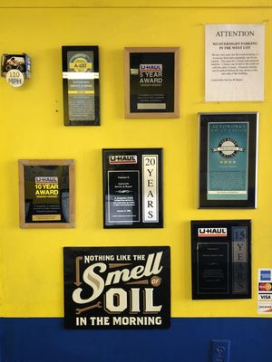 AUTOWORKS SERVICE AND REPAIR - Updated December 2025 - 17 Photos & 169 ...