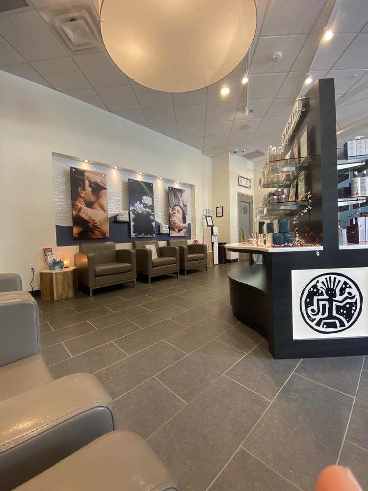 HAND & STONE MASSAGE AND FACIAL SPA - Updated May 2025 - 22 Photos & 19 ...