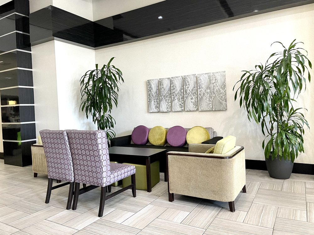 HOLIDAY INN HOUSTON DOWNTOWN - Updated December 2025 - 74 Photos & 49 ...